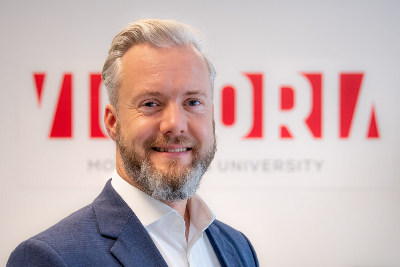 VICTORIA-Kanzler Matthias Wolf im Interview - VICTORIA